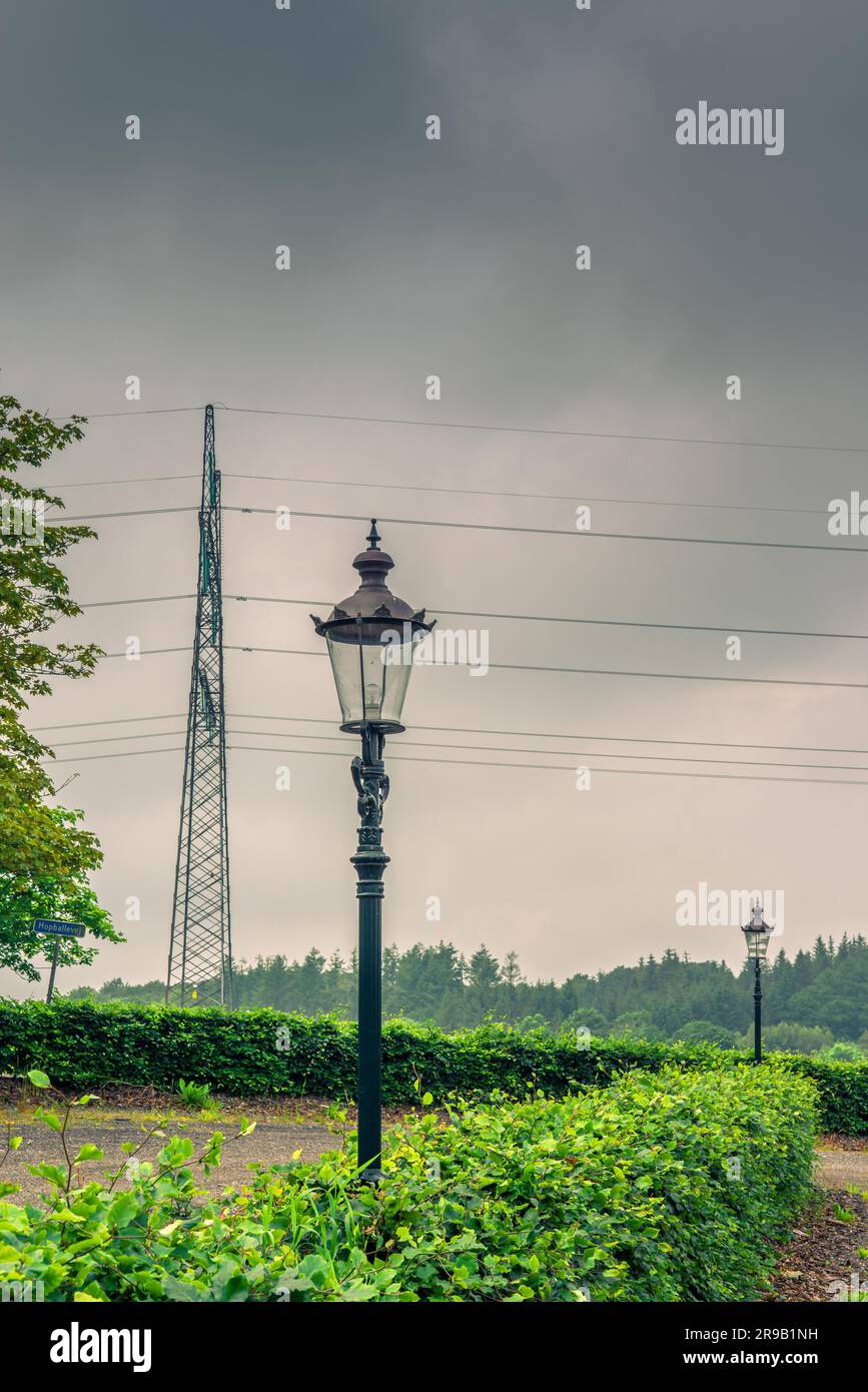 Sky road pylon pylons hi-res stock photography and images - Alamy