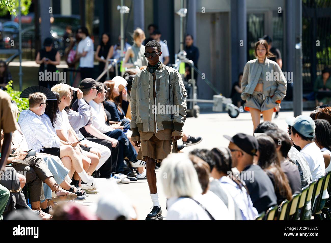 Paris, Frankreich. 25th June, 2023. SACAI Spring Summer 2024 Runway ...