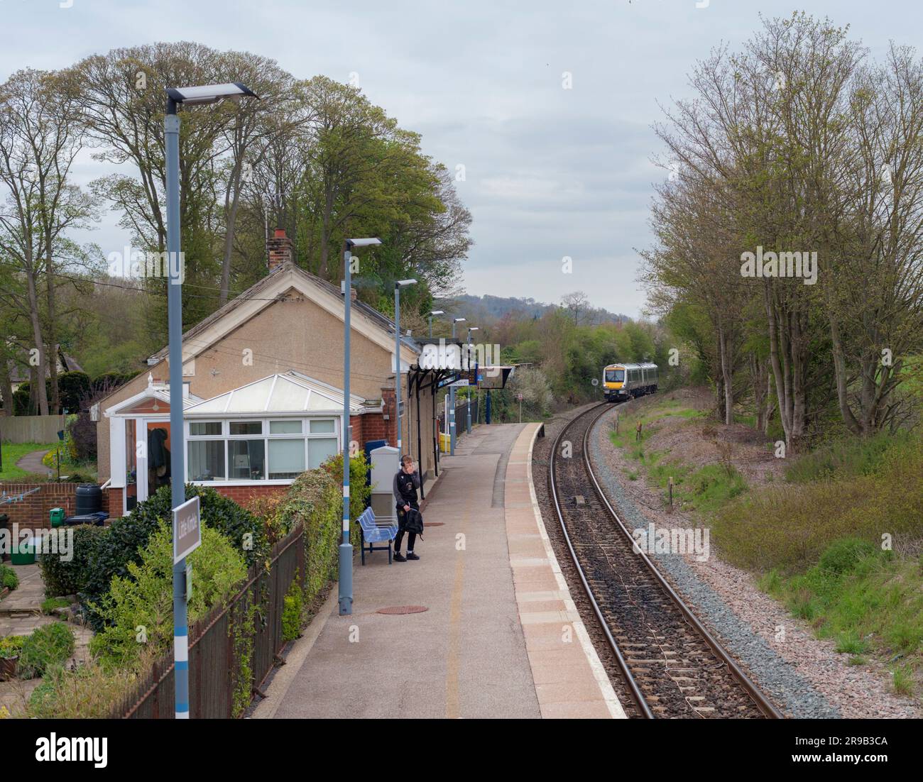Little Kimble railway station with its single platform with a Chiltern ...