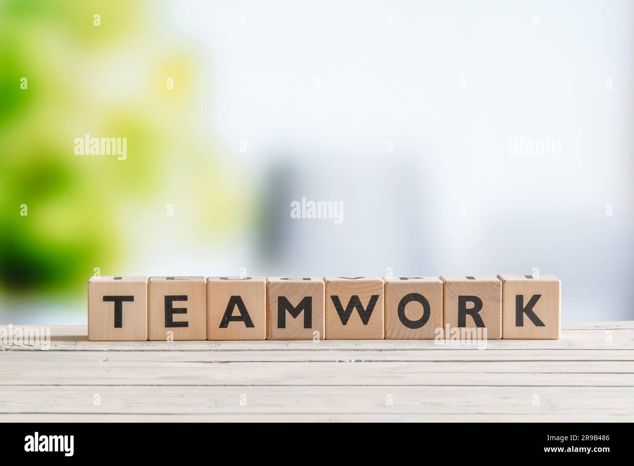 Teamwork table hi-res stock photography and images - Alamy