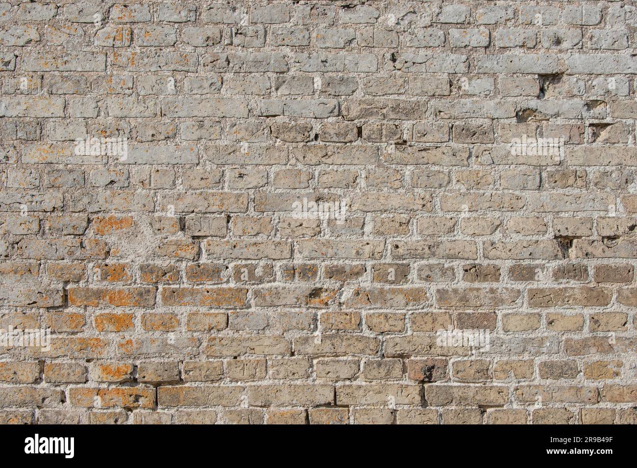 Worn bricks hi-res stock photography and images - Alamy