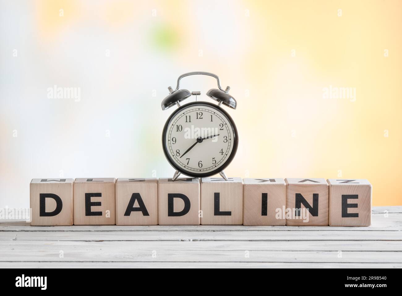 Desk clock hi-res stock photography and images - Alamy