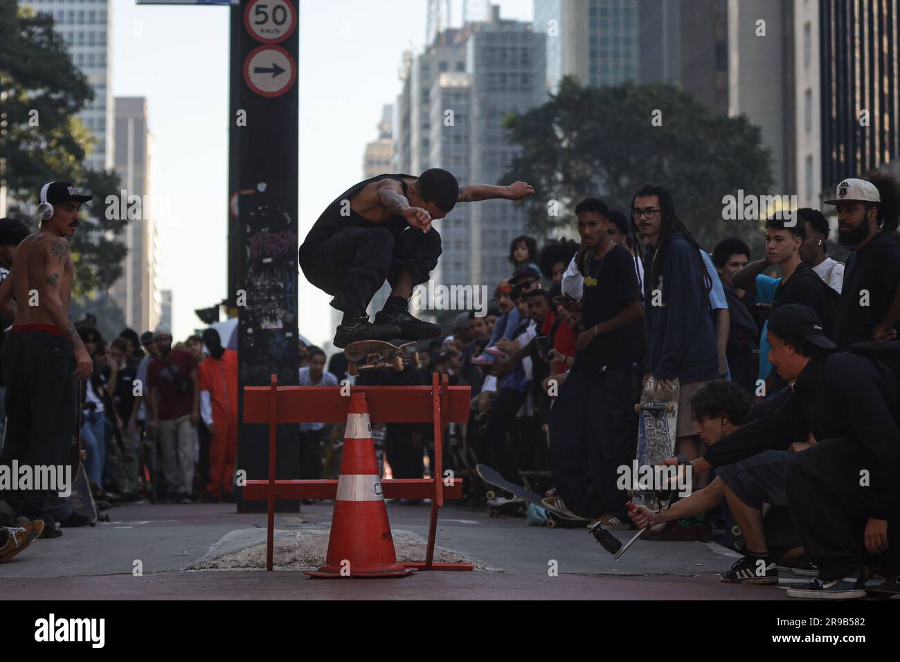 25 June 2023, Brazil, São Paulo: Skateboarders take part in the "Go ...