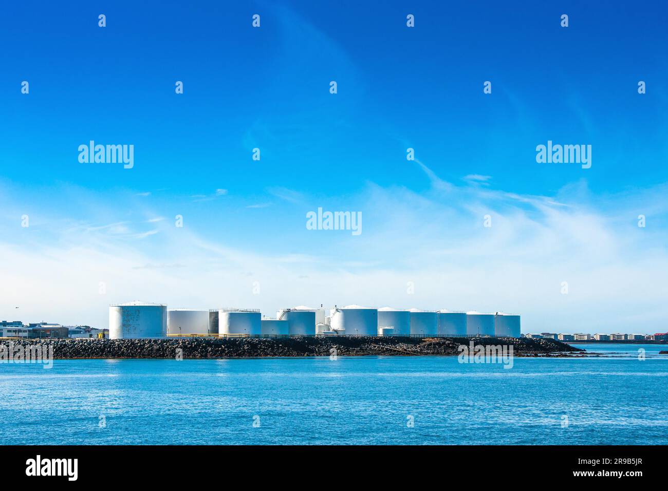 Blue silo hi-res stock photography and images - Alamy