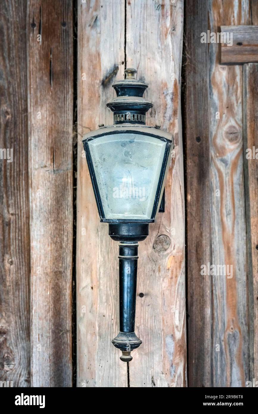 Dusty wall hi-res stock photography and images - Alamy