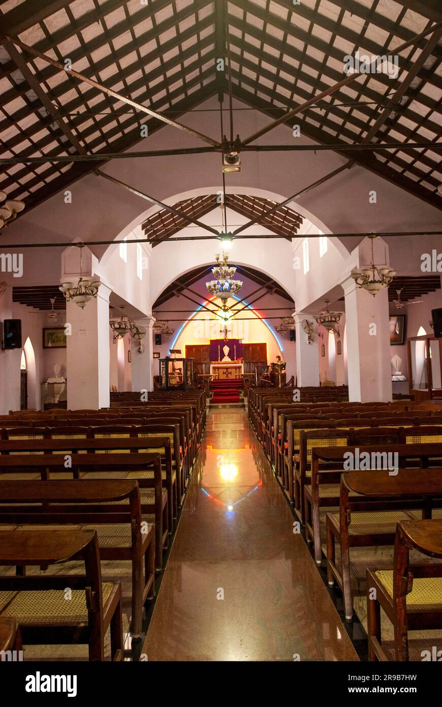 Interior St. Paul's Church C S I built in 1840, Shivaji Nagar in ...