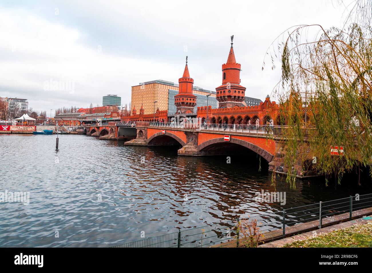 Berlin, Germany - 17 DEC 2021: The Oberbaum Bridge is a double deck ...