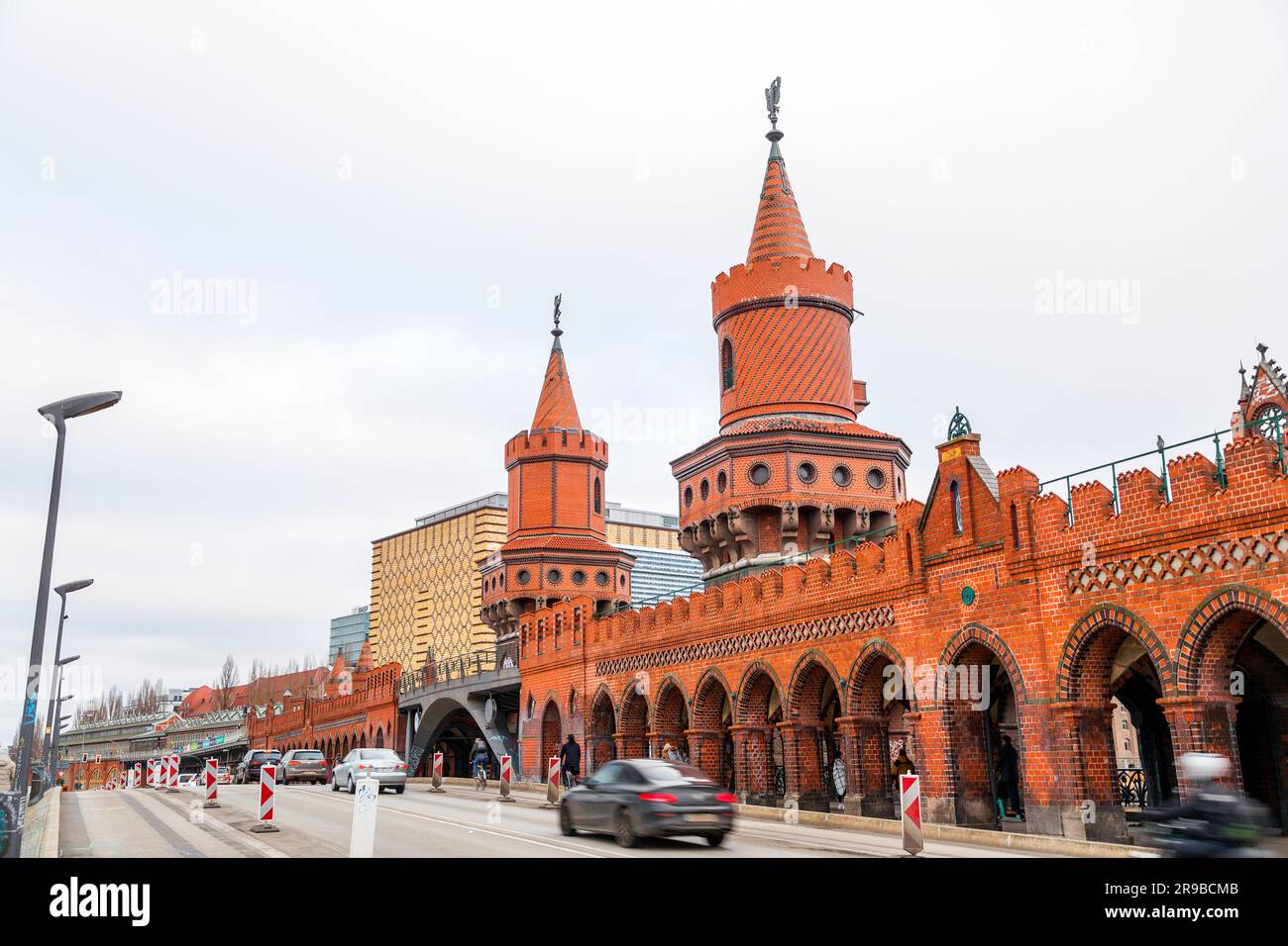 Berlin, Germany - 17 DEC 2021: The Oberbaum Bridge is a double deck ...