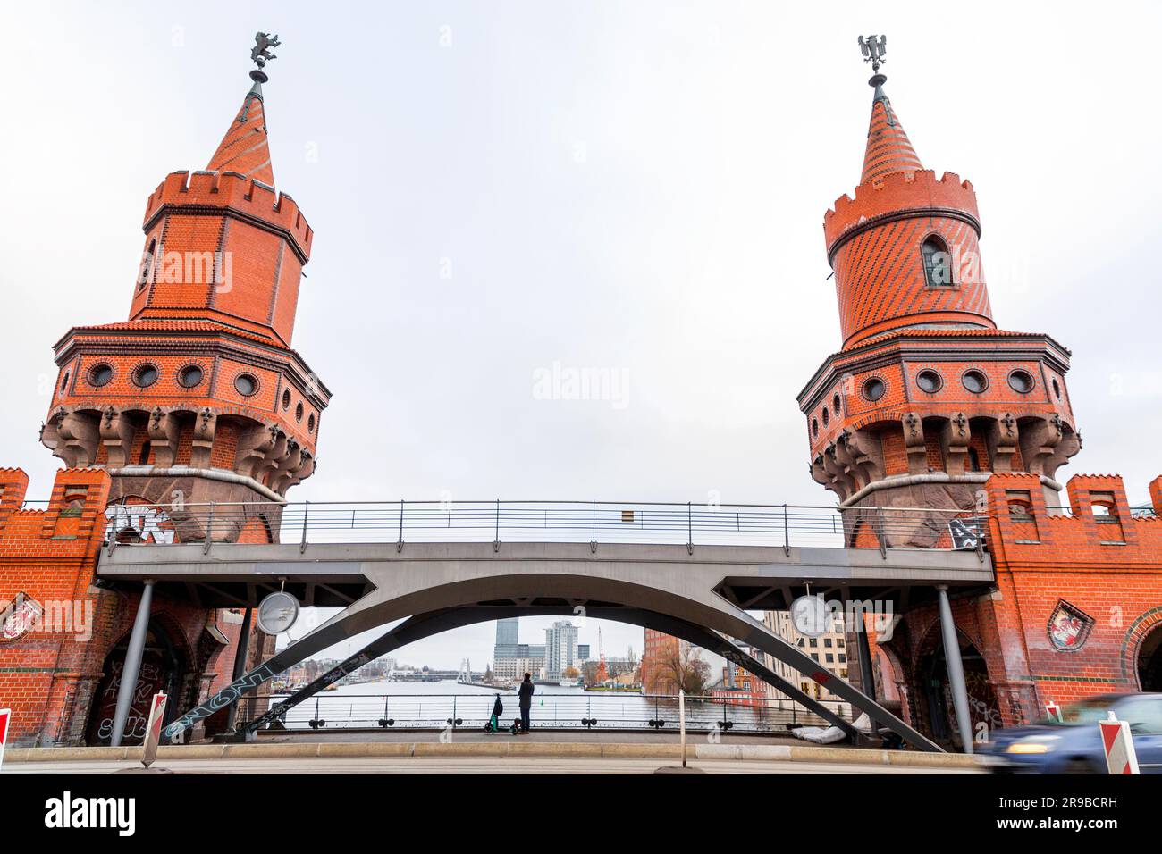 Berlin, Germany - 17 DEC 2021: The Oberbaum Bridge is a double deck ...