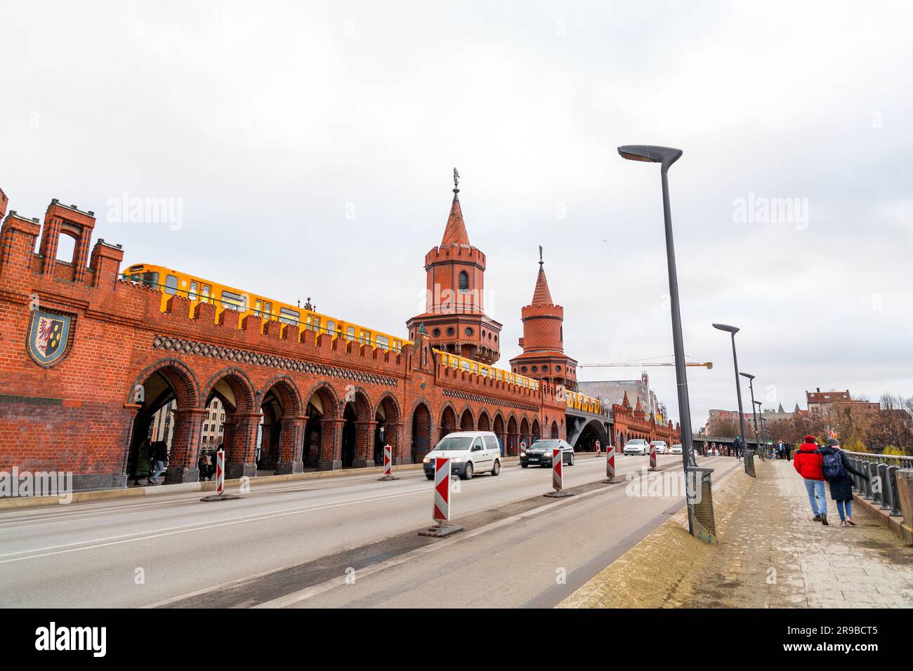 Berlin, Germany - 17 DEC 2021: The Oberbaum Bridge is a double deck ...