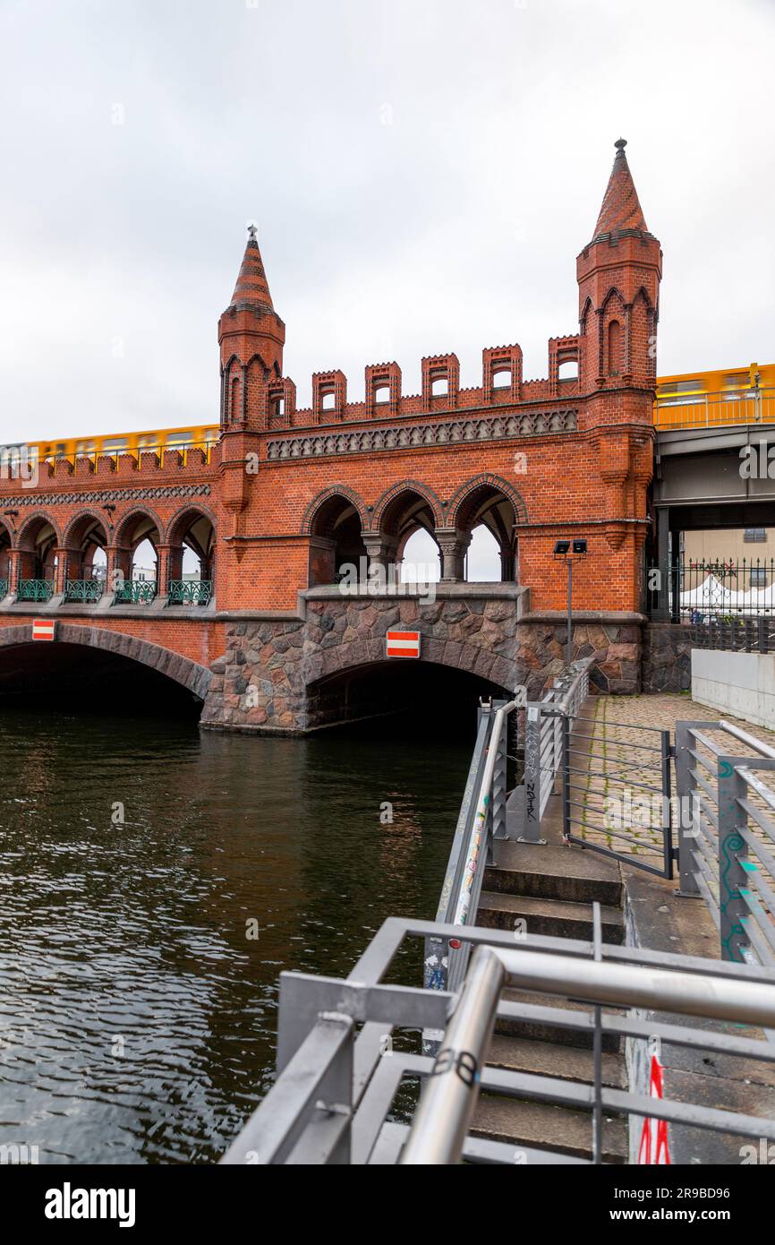 Berlin, Germany - 17 DEC 2021: The Oberbaum Bridge is a double deck ...