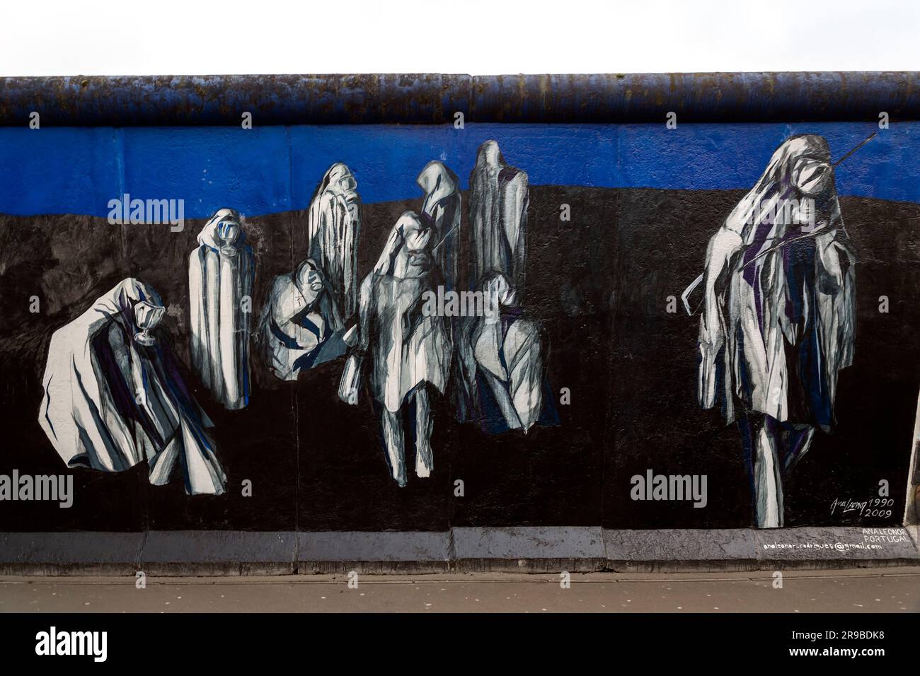 Berlin, Germany - 17 DEC 2021: Fragment of the East Side Gallery in ...