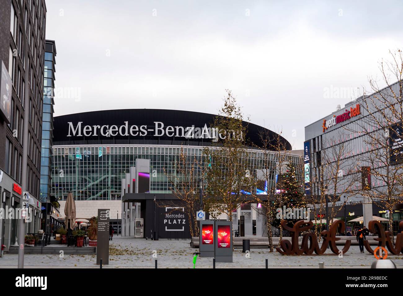 Berlin mercedes square hi-res stock photography and images - Alamy