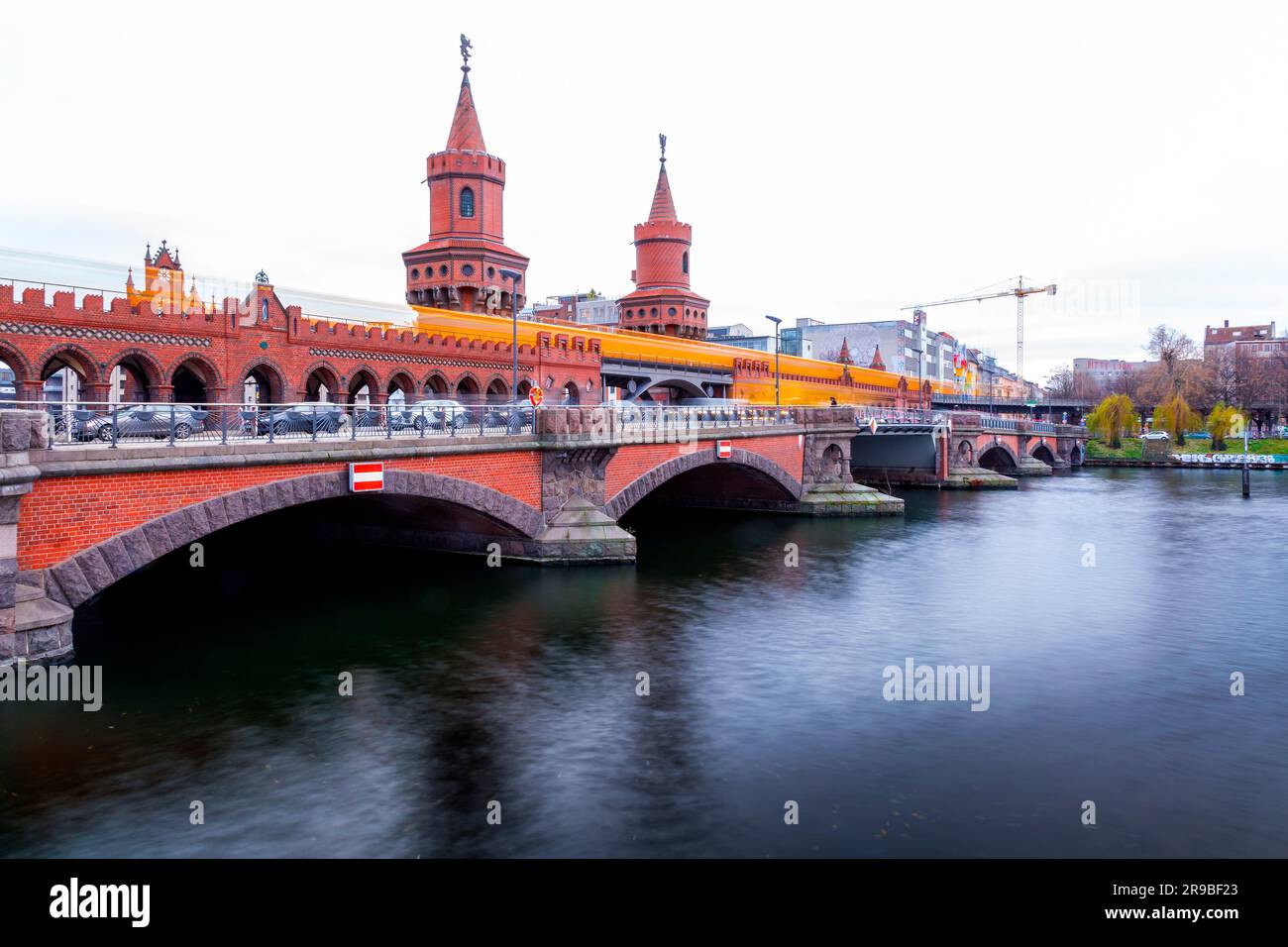 Berlin, Germany - 17 DEC 2021: The Oberbaum Bridge is a double deck ...
