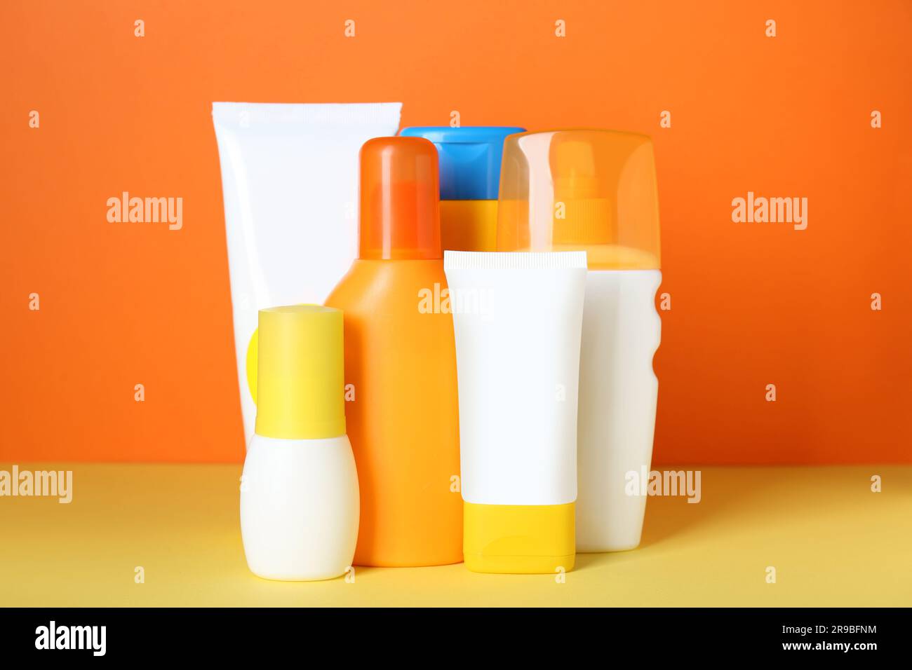 Spf set hi-res stock photography and images - Alamy