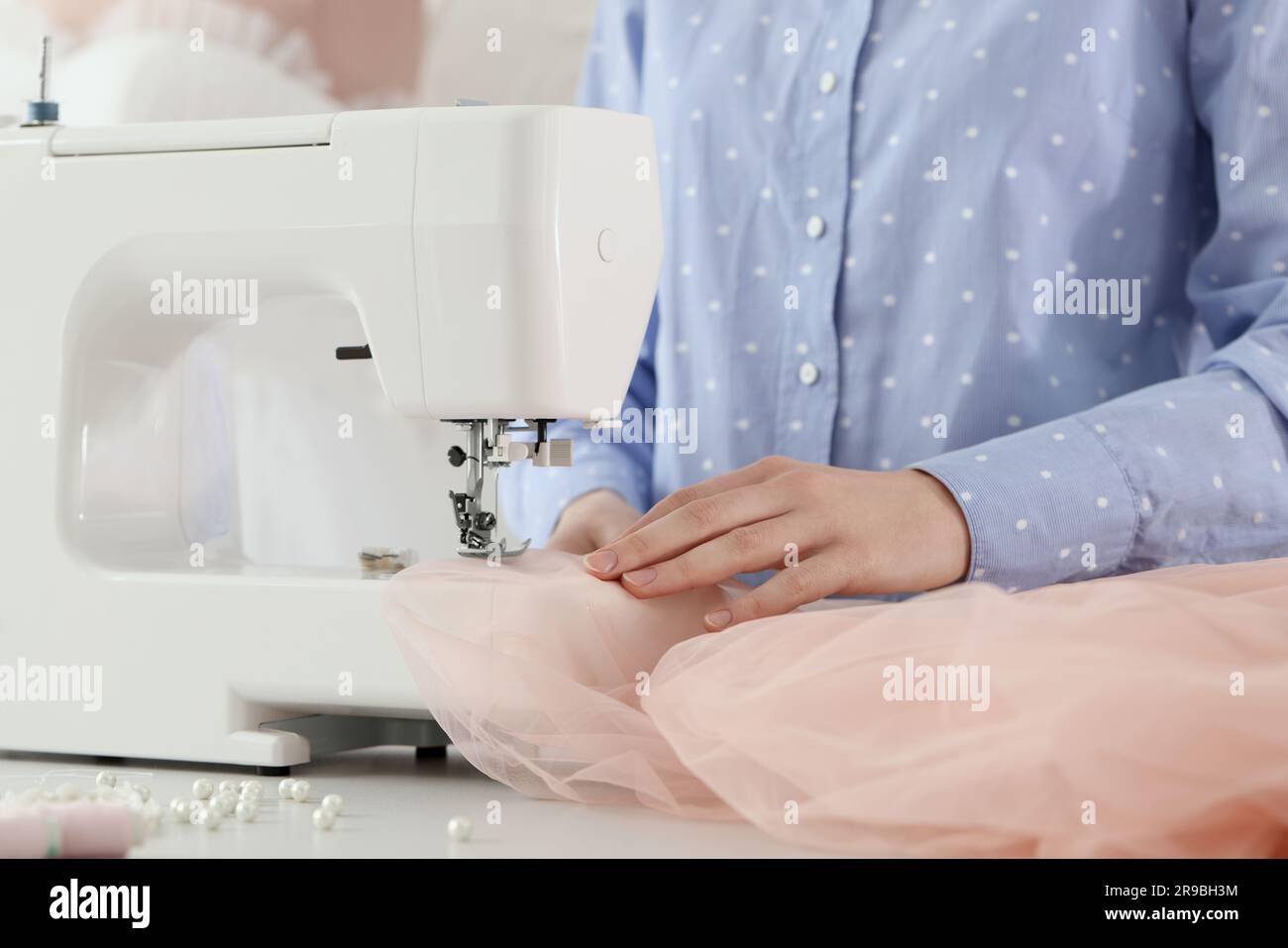 New new sewing machine hi-res stock photography and images - Alamy
