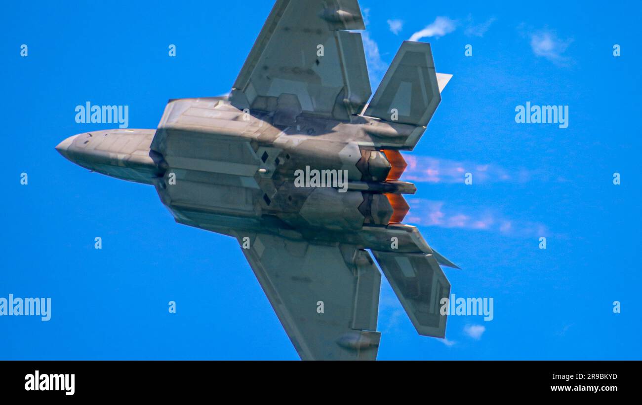 The amazing Raptor fighter jet Stock Photo - Alamy