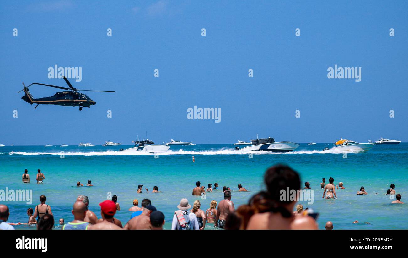 Miami helicopter hi-res stock photography and images - Alamy