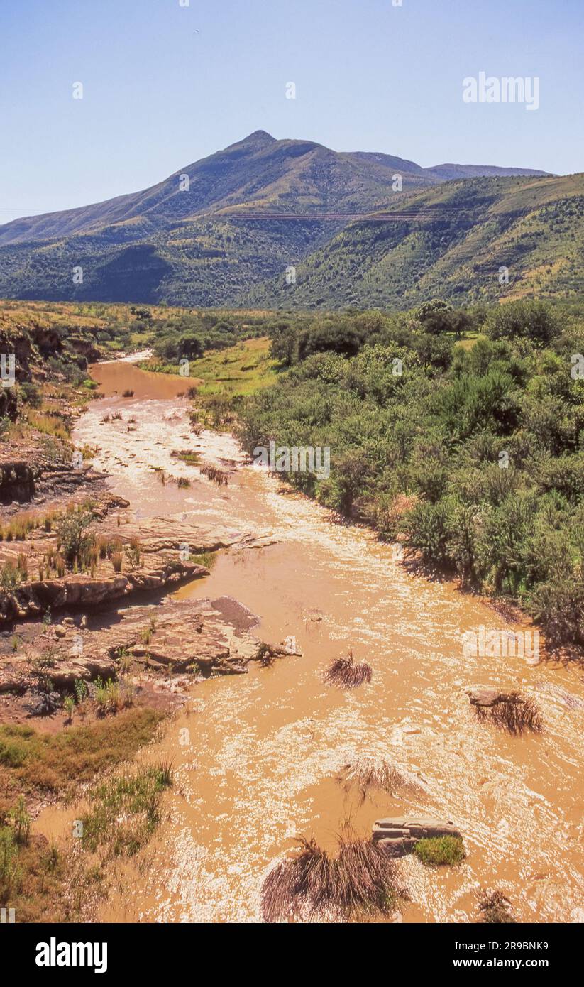 The Great Fish River is a river running 644 kilometres through the ...