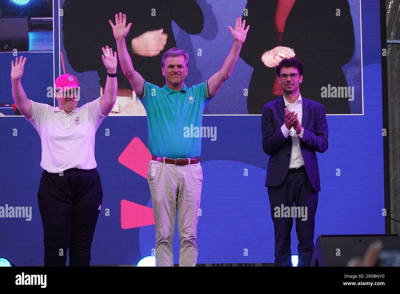 Berlin, Germany. 25th June, 2023. Timothy Shriver (C), chairman of ...