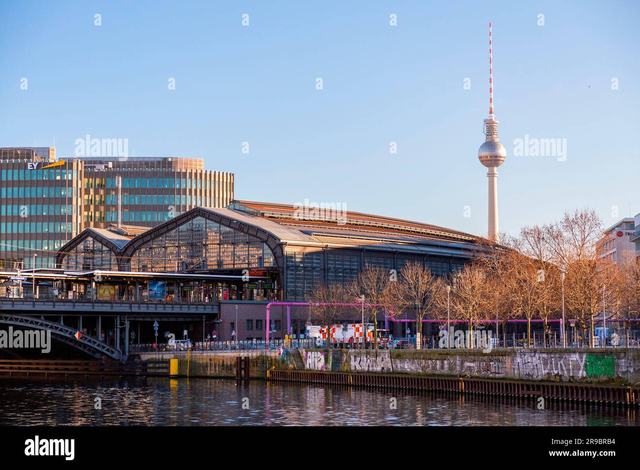 Berlin, Germany - 17 DEC 2021: Friedrichstrasse railway bridge over the ...