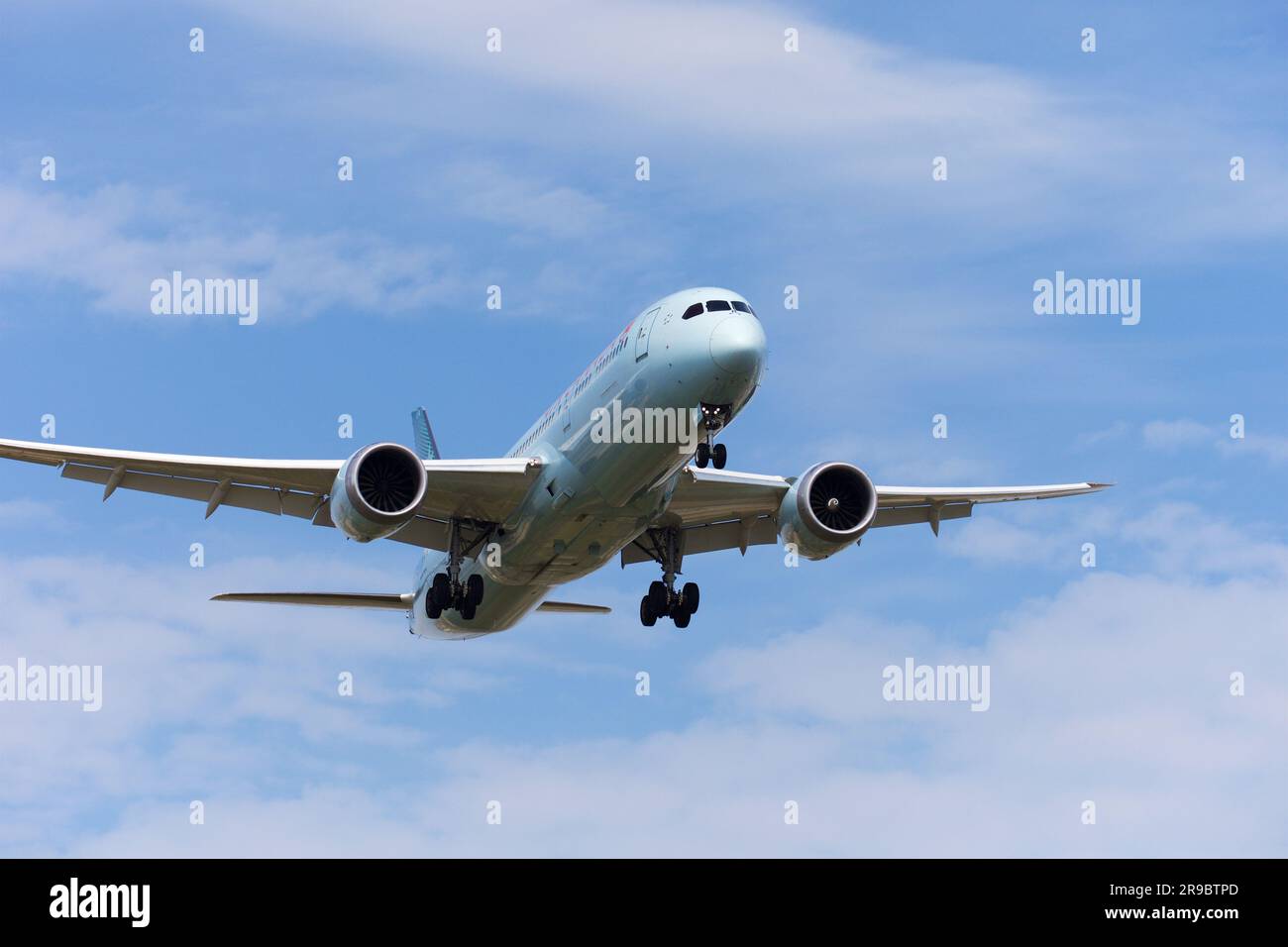 Air Canada, Boeing 787-9,C FNOI, landing at Pearson Airport, Toronto ...
