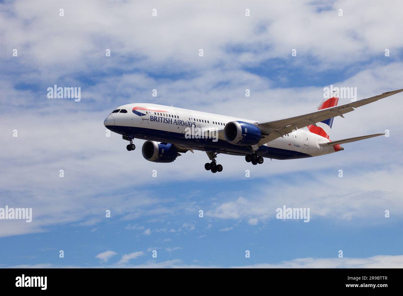 British Airways, Boeing 787-8, G-ZBJI, Landing at Pearson Airport ...