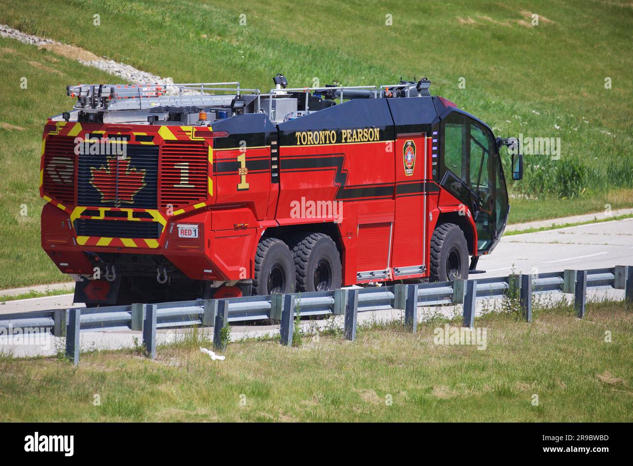 Fire Tender, Pearson Airport Stock Photo - Alamy