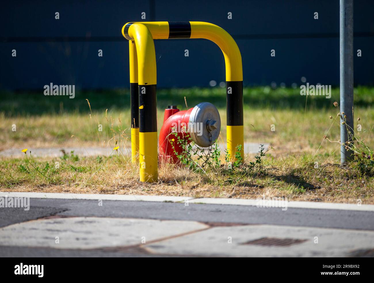 Bonn, Germany. 25th June, 2023. View of the fire department ...