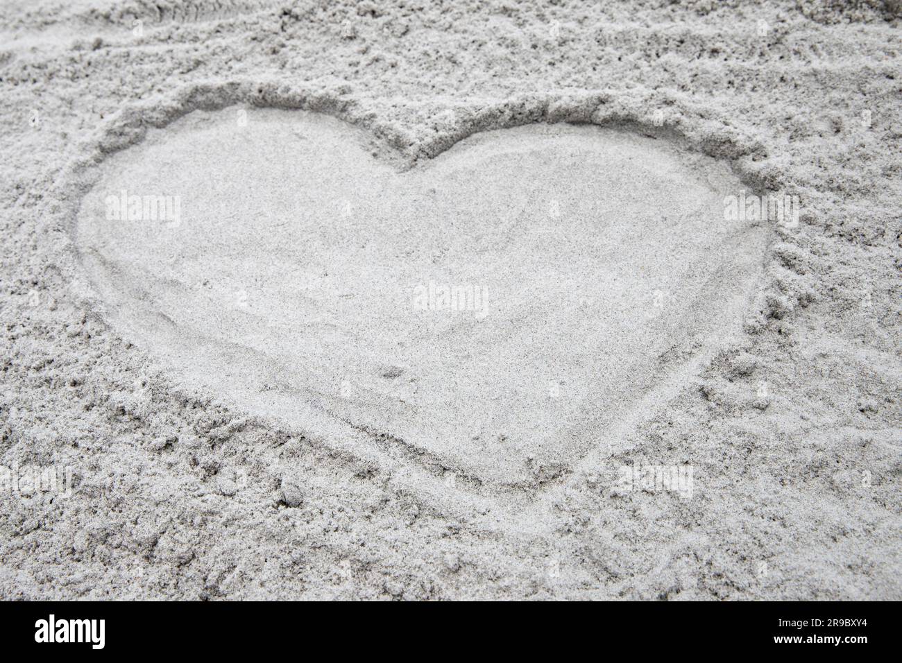 heart shaped sandy beach outline calm soothing sand beach background ...