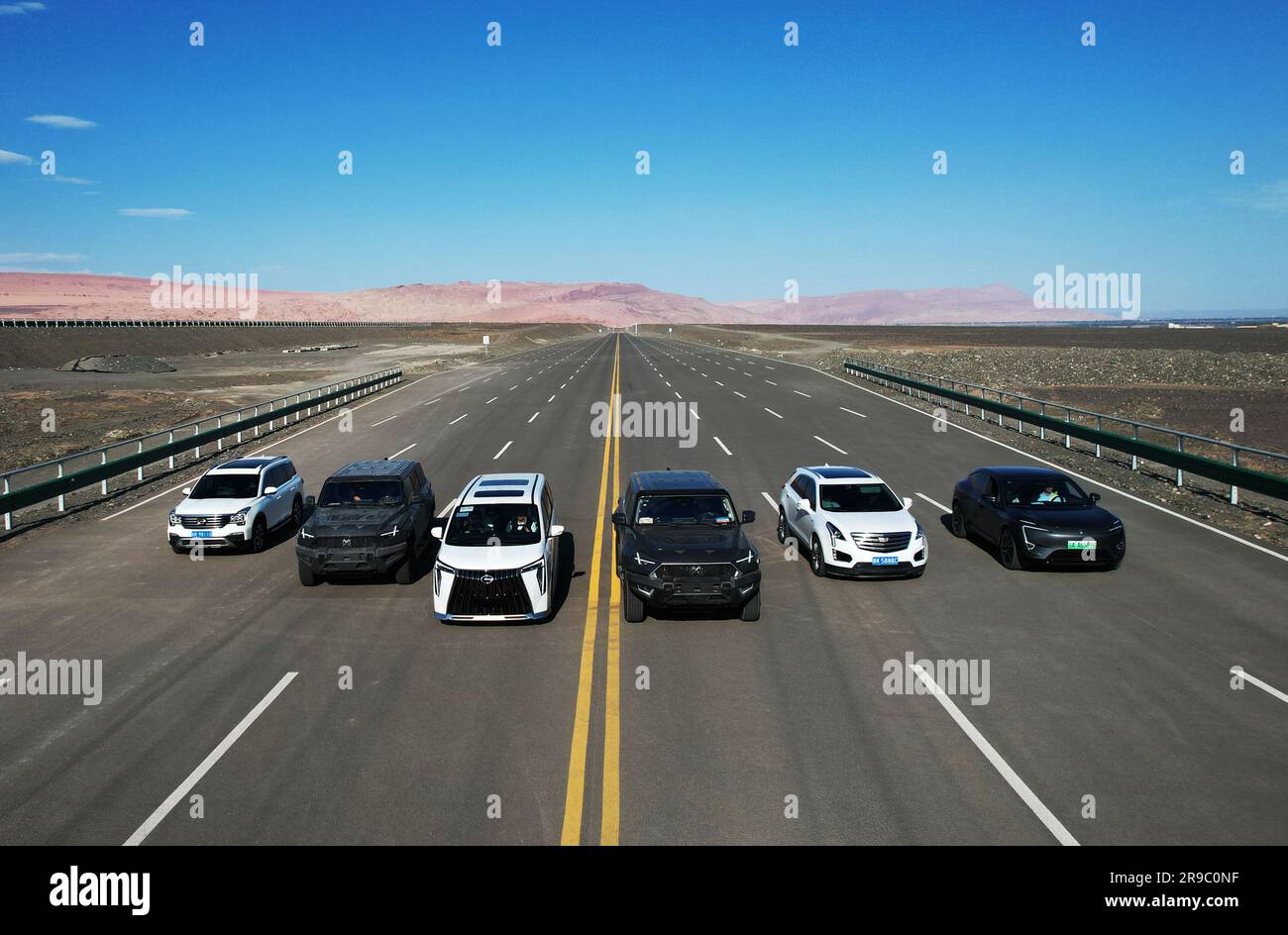 TURPAN, CHINA - JUNE 25, 2023 - Vehicles undergo a high temperature ...