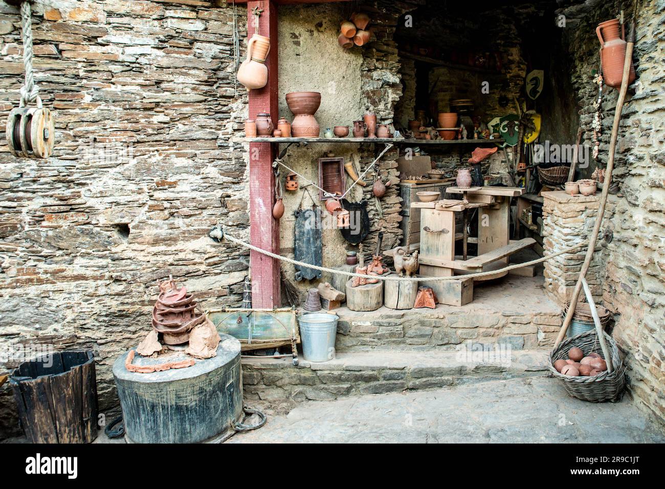 Medieval castle fire workshop hi-res stock photography and images - Alamy