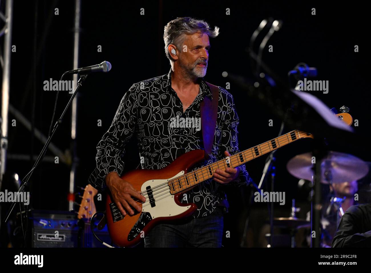 Tony williams bass hi-res stock photography and images - Alamy