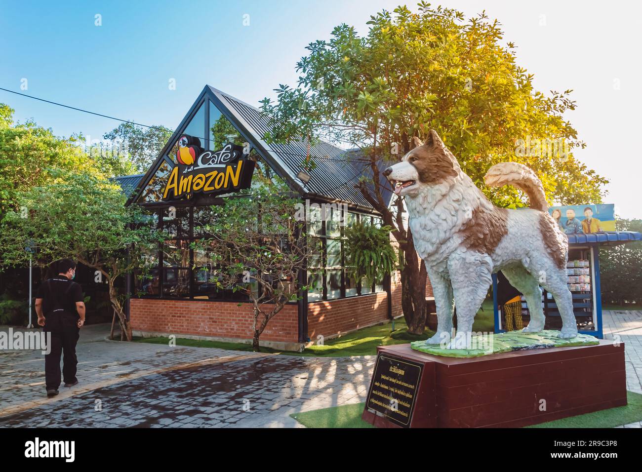 PHITSANULOK -THAILAND,DECEMBER 11 ,2020 : A beautiful statue of white ...