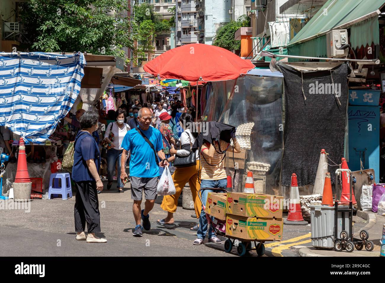 Wan Chai street market, city centre, Hong Kong, SAR, China Stock Photo ...