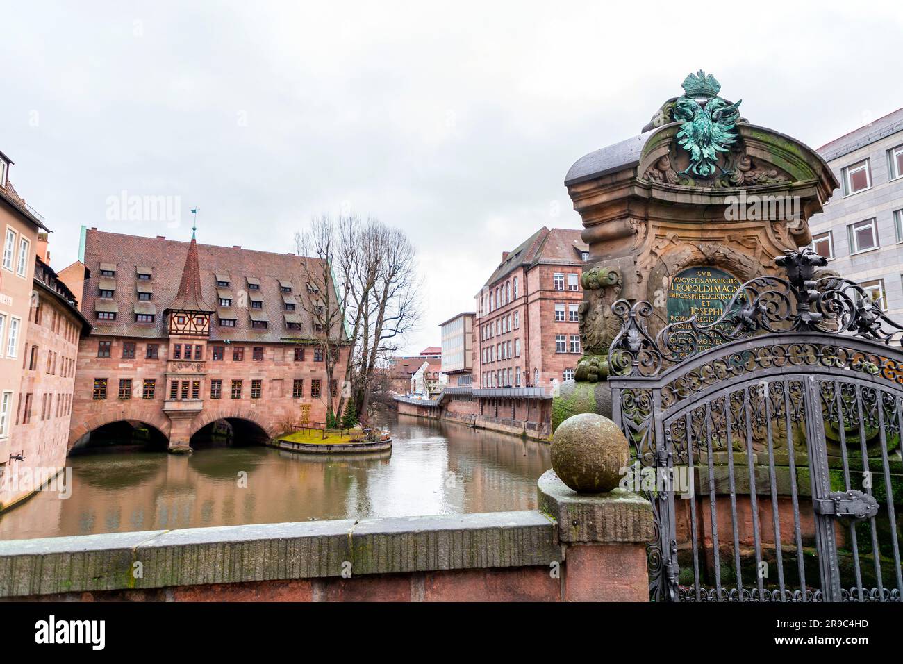 Nuremberg, Germany - DEC 28, 2021: Museums Bridge, Museumsbruecke in ...