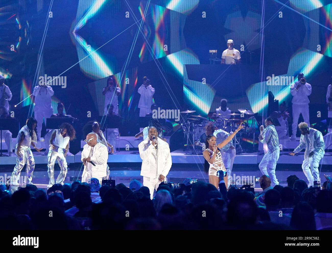 Spliff Star, from left, Busta Rhymes and Bia perform a medley at the ... Spliff Star, from left, Busta Rhymes and Bia perform a medley at the ...