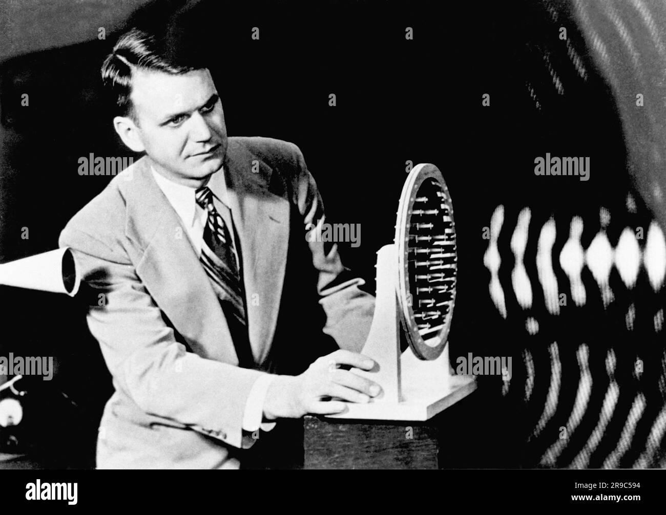 Bell Telephone Laboratories: June 20, 1950. F.K. Harvey demonstrates ...