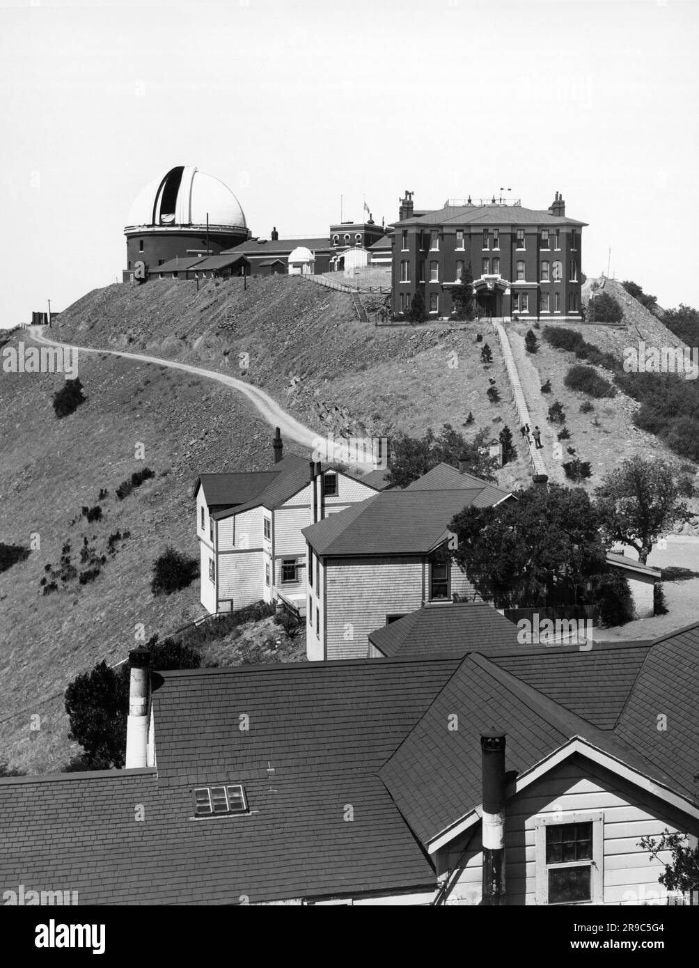 San Jose, California: c. 1928 The James Lick Observatory on Mount ...