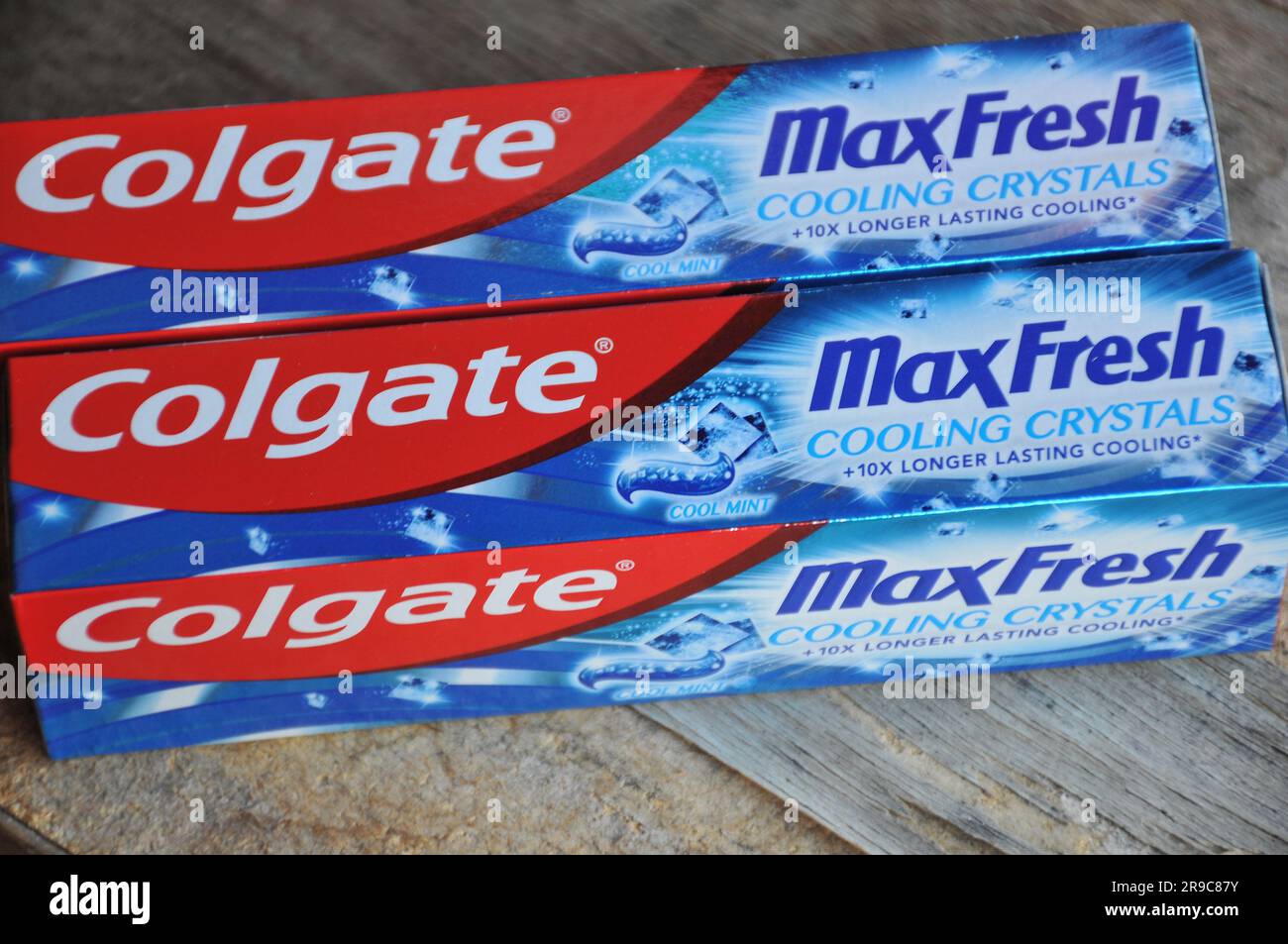 Colgate masfresh hi-res stock photography and images - Alamy
