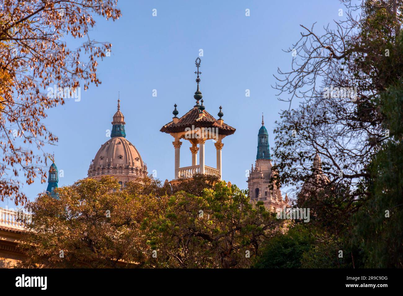 Placa d'Espanya is one of Barcelona's most important squares, built for ...