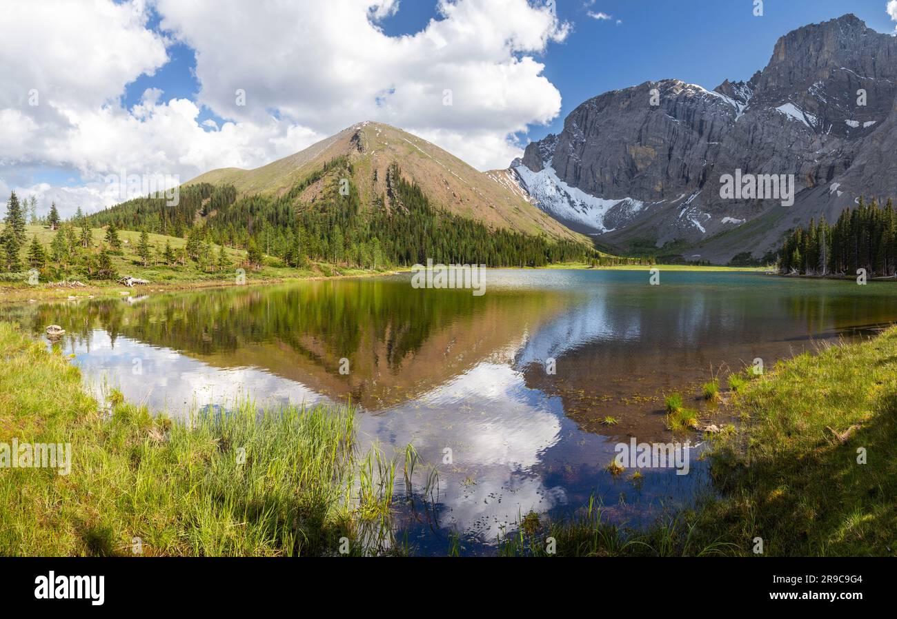 Beautiful Rae Lake Landscape Mountain Peak Reflection. Kananaskis ...