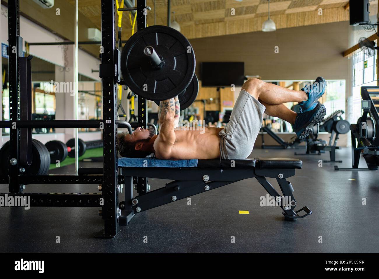 Strength and conditioning exercises hi-res stock photography and images ...