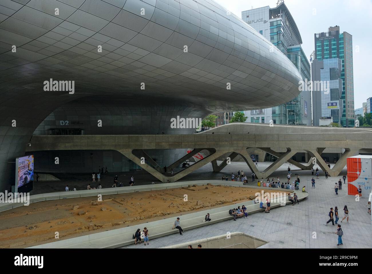 Seoul, South Korea - June 23, 2023: Views of Dongdaemun Design Plaza in ...