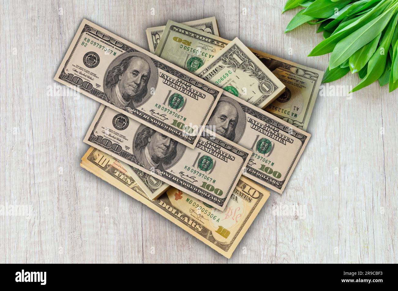 Hd dollar wallpaper hi-res stock photography and images - Alamy