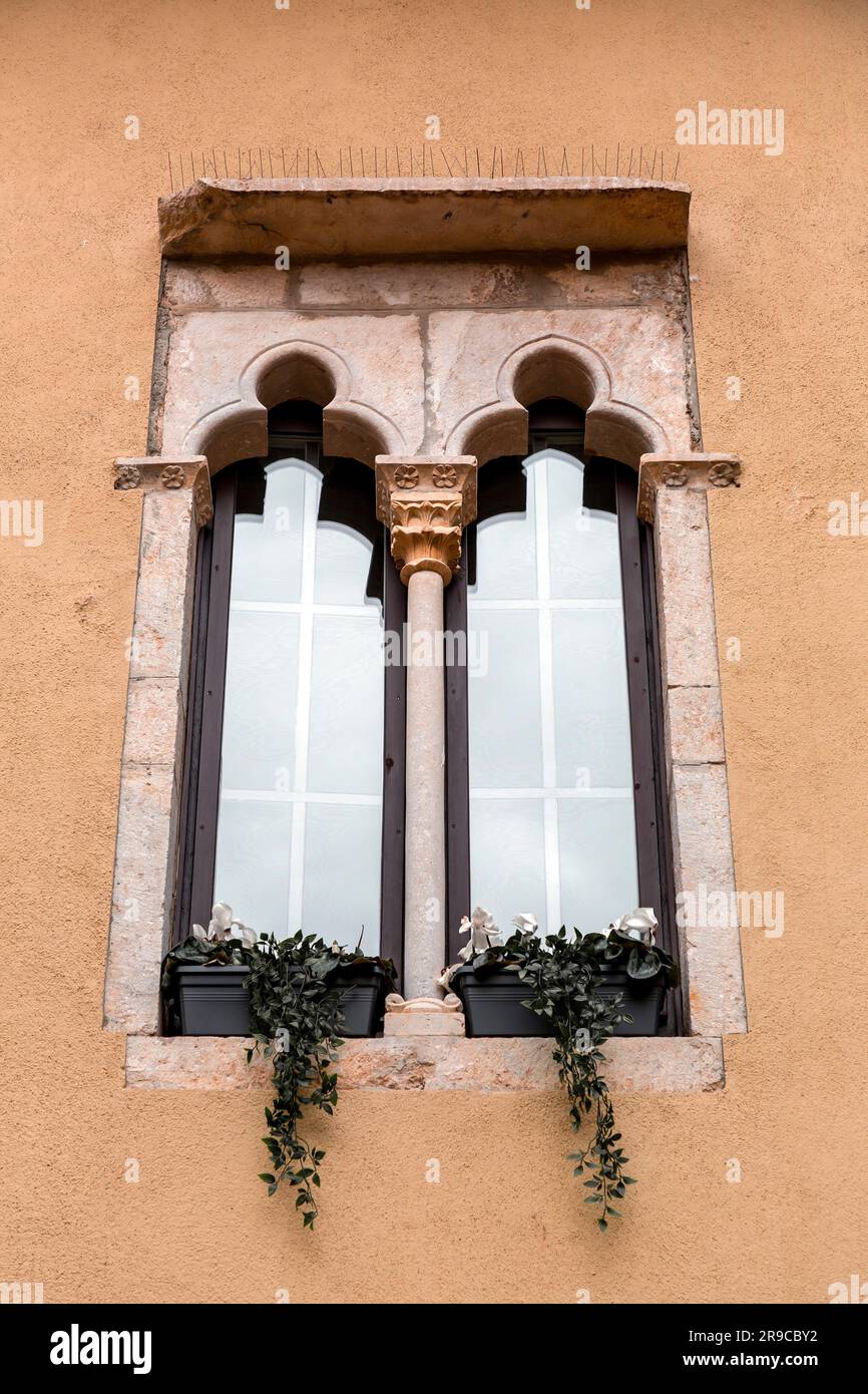 Typical window detail from the traditional architecture in Girona ...