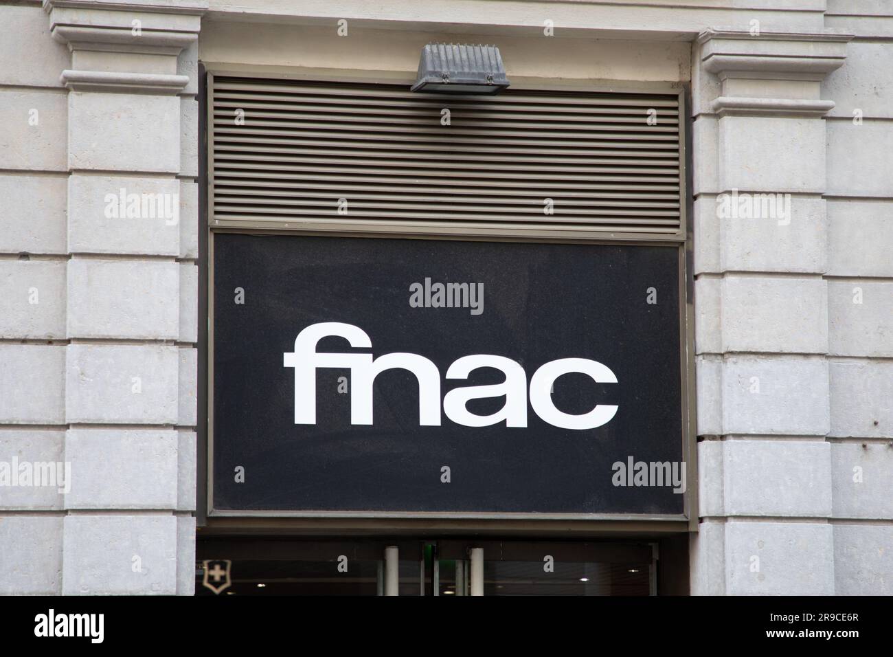 Bordeaux , Aquitaine France - 06 21 2023 : Fnac shop logo brand and ...