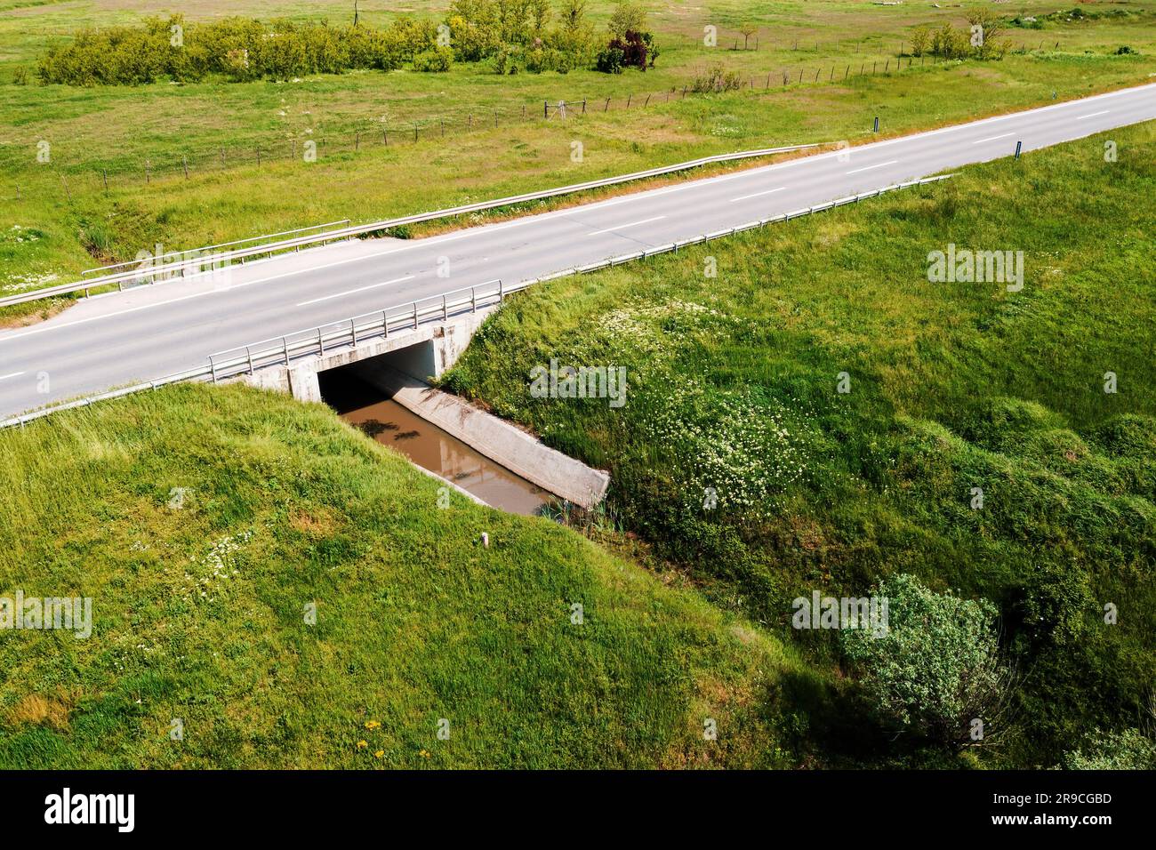 Highway overpass hi-res stock photography and images - Alamy