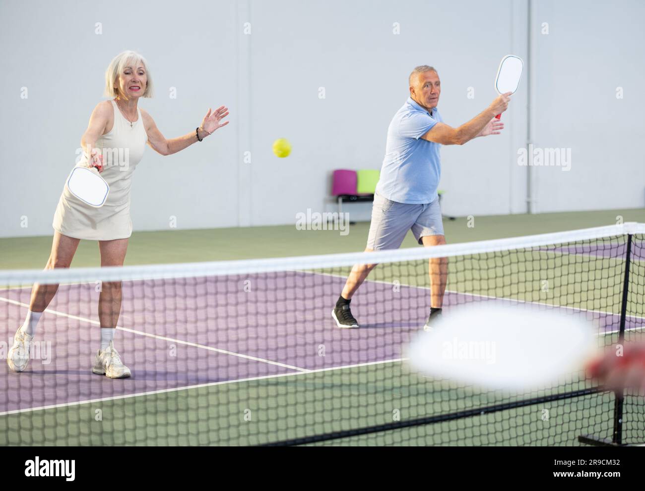 People playing pickleball hi-res stock photography and images - Alamy