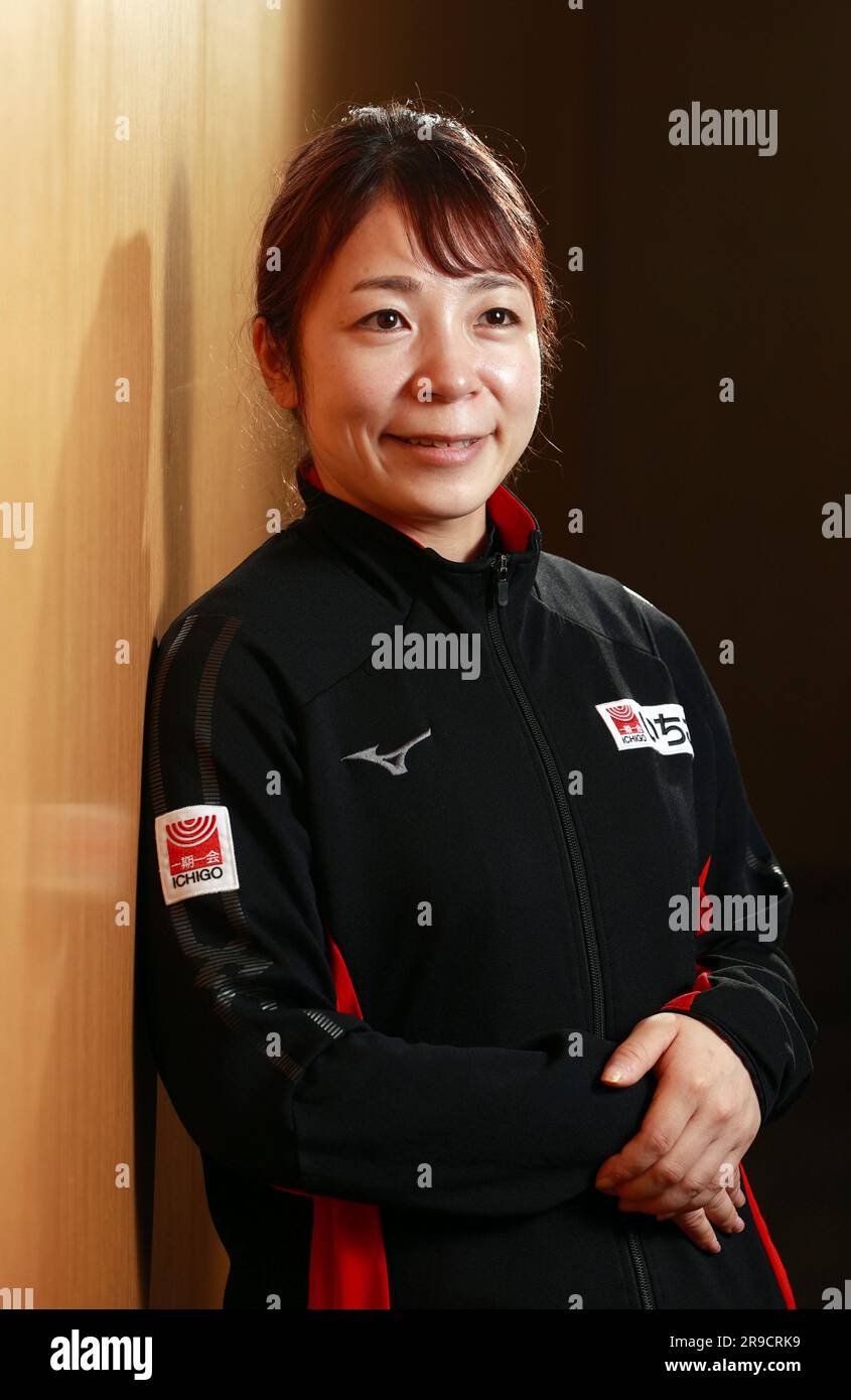A Japanese retired weightlifter Hiromi Miyake , who represented Japan ...